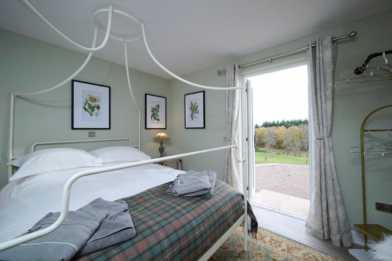 Loch Ness Escapes : Balnacraig Farmhouse | Visit Inverness Loch Ness